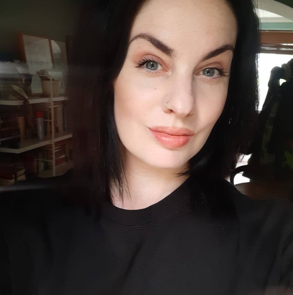 About the author – Grappling With History